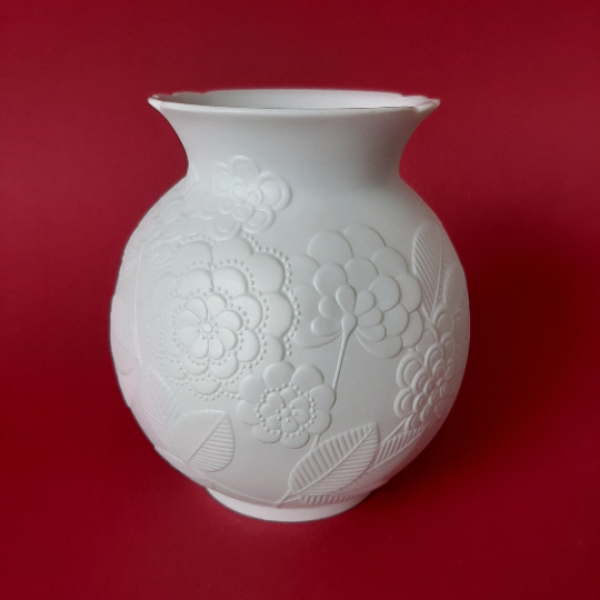 AK Kaiser Vase weiß Biskuit Porzellan M.Frey |Nice Deko